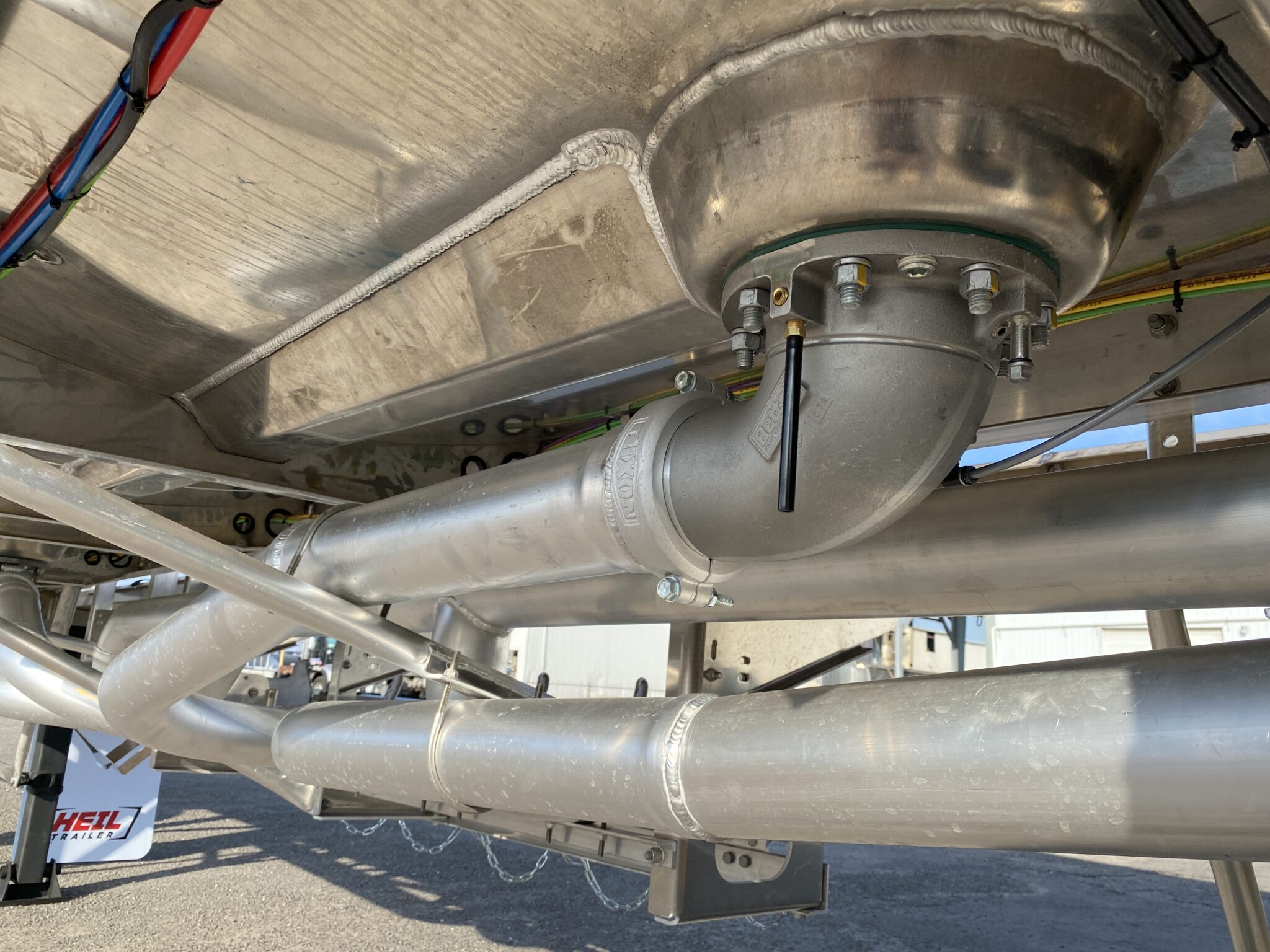 Featured Trailer – Heil Cardinal | Werts Welding & Tank Service, Inc.