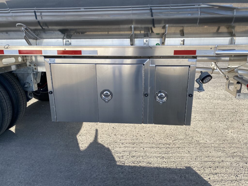 Featured Trailer – Heil Cardinal | Werts Welding & Tank Service, Inc.