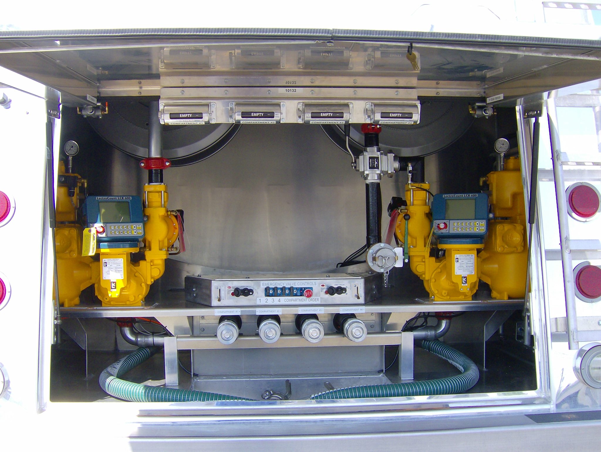 TRUCK – 10171 Pete 548 | Werts Welding & Tank Service, Inc.